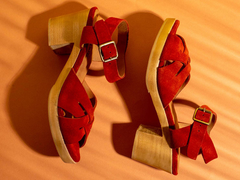 C.C. Cloggs - Anthology Paris – Frontiers Woman