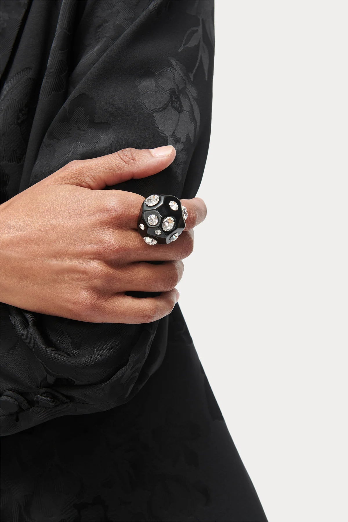 Buy online Rachel Comey Gallo Ring - Black | Frontiers Woman